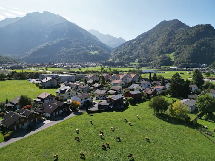 Family Friendly Alpine Apartment W/parking & View - Interlaken