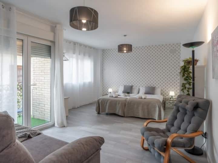 Tuguest Santa Paula Iii - Granada