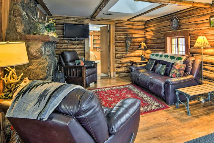 Allenspark Vacation Rental Near Estes Park! - Allenspark, CO