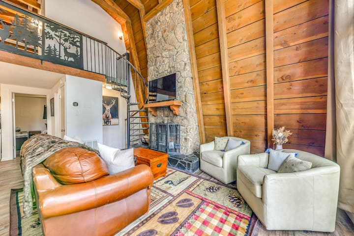 Cozy Ruidoso Cabin Rental W/ Private Hot Tub! - Ruidoso, NM