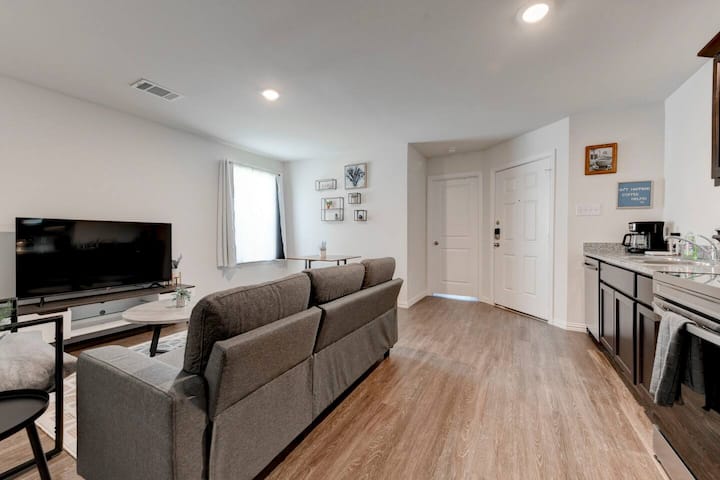 3br Temple Entire Home For Crew - Temple, TX