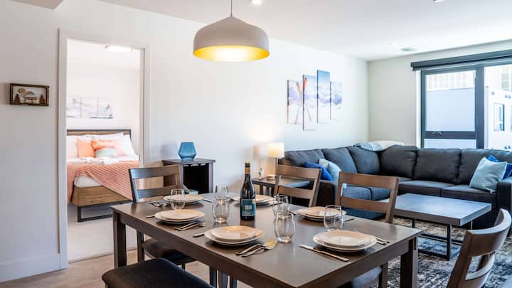 Condo With Hot Tub-alpine Dream - Revelstoke