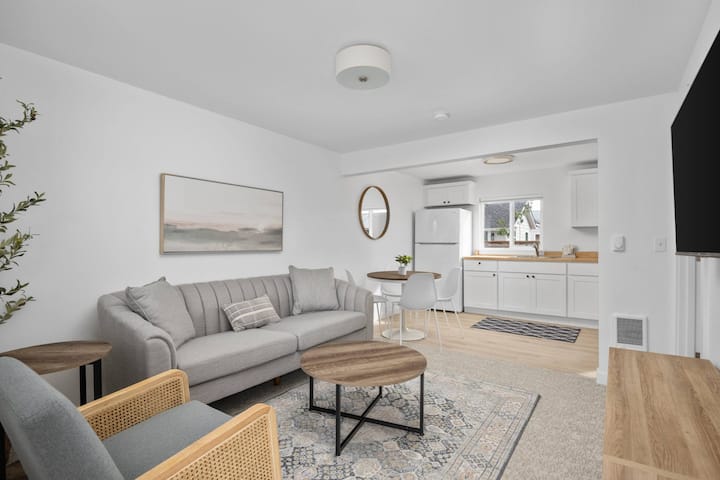Wonderful Rockaway Location, Pet Friendly, Unit 4 - Rockaway Beach, OR