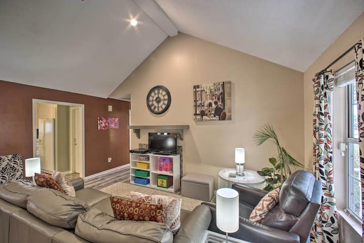 Mabry Cottage, Dog Friendly, Fenced Cottage - Travelers Rest, SC
