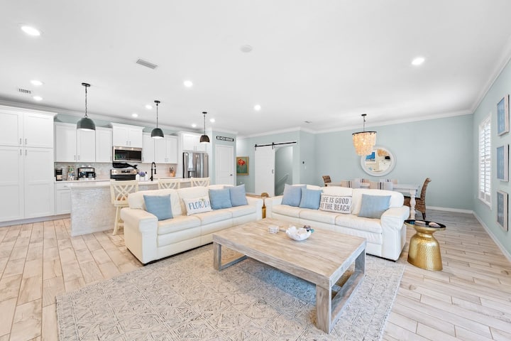 Luxe Serenity Escape | Golf, Gym & Pickleball - Perdido Key, FL