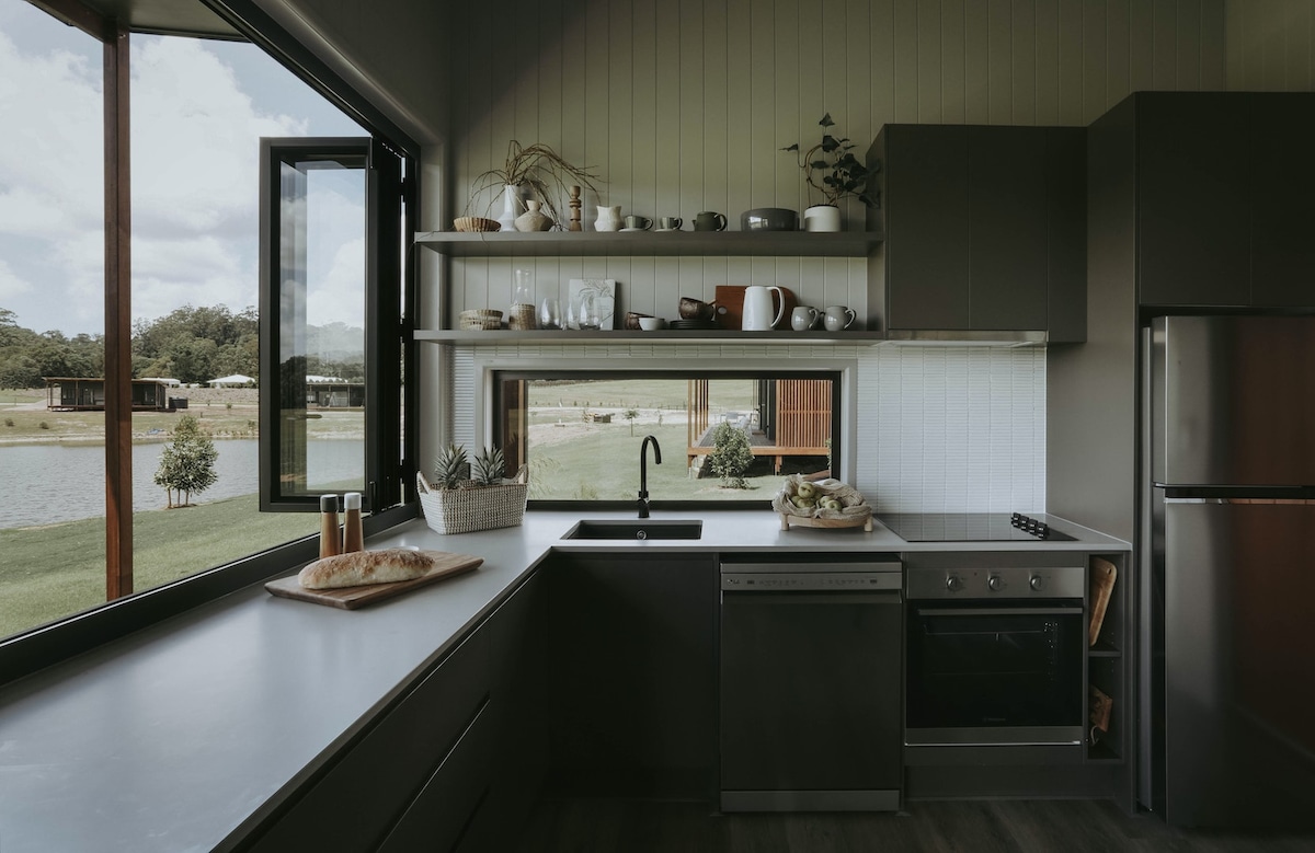 Sixty6 Acres Woombye luxury farmstay - Farm stays for Rent in Woombye ...