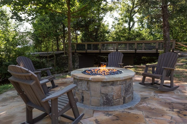 Walk2downtownpf/gasfirepit/waterfront - Pigeon Forge