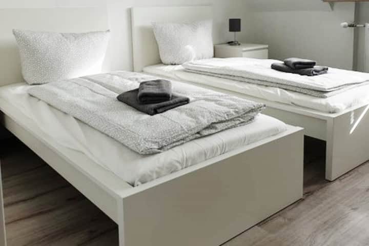 Ne13 Schöne Ferienwohnung In Neuss - Neuss