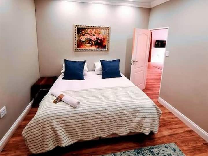 15th On Carson 2 Bedroom Apartment - Ceres