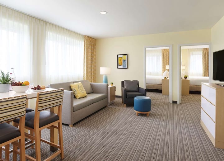 City Break! 3 Units Near Bourbon Street - New Orleans, LA