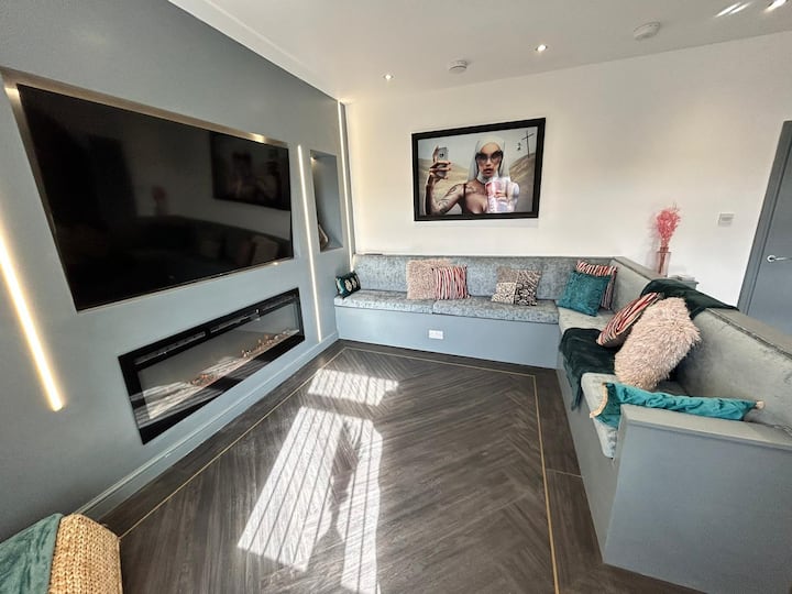 Olivia Rose Suite By Sasco - Blackpool