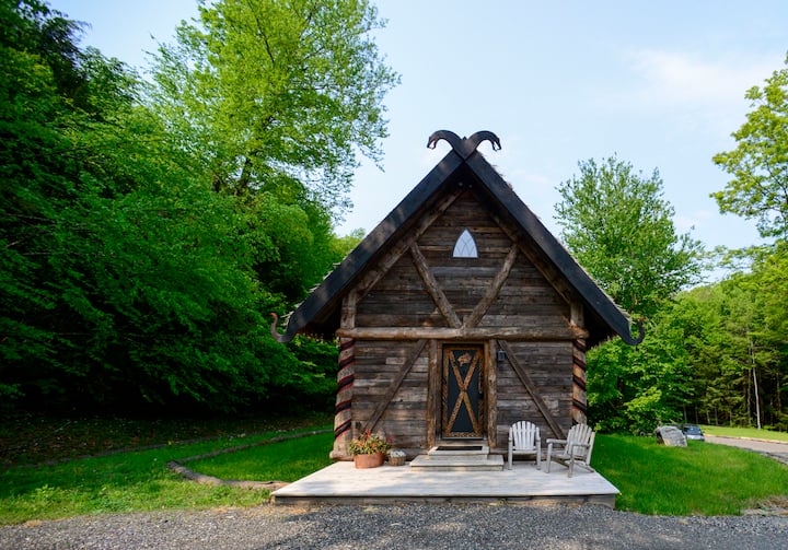 Vikings Villages Resort - Double Bed Room - Brattleboro, VT