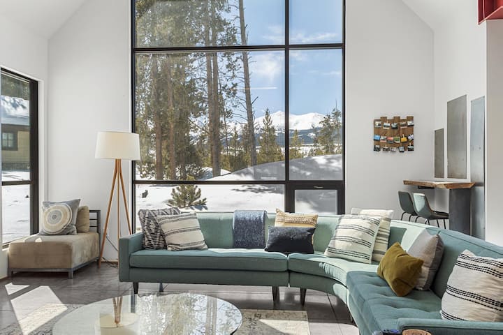 Modern Alpine Escape - Hot Tub! Near Town! - Breckenridge, CO