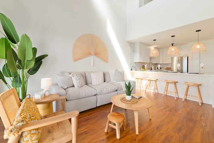 Bohemian Paradise - Kailua, HI