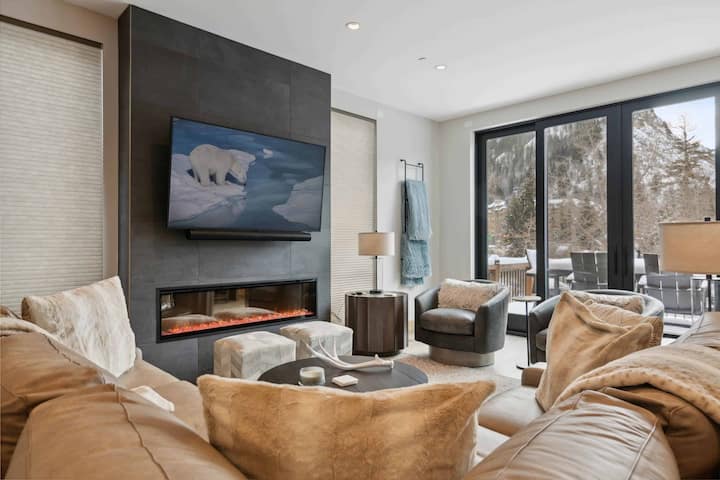 One Riverfront Townhome 05 - Vail, CO