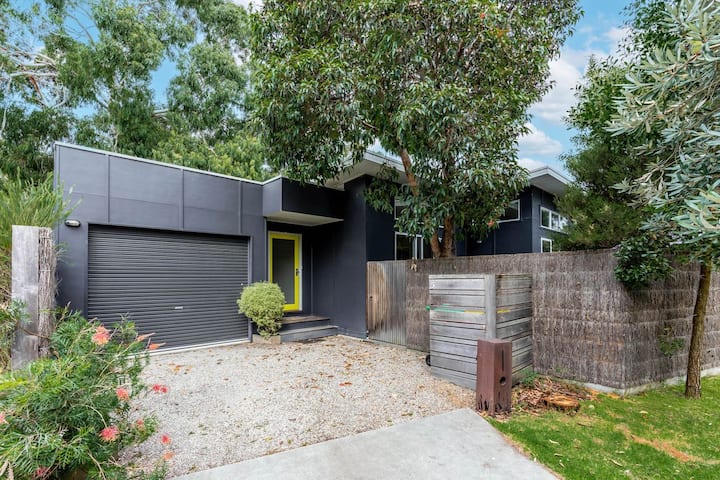 The Yellow Door Inverloch - Inverloch