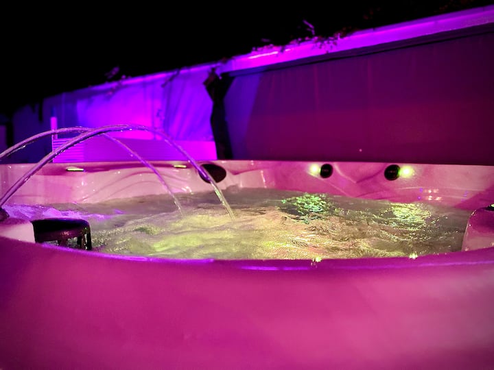 Family Modern 3 Bed Hot Tub House In Blackpool - Blackpool