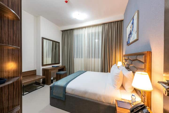 Two Bedroom Apartment Near Safeer Mall Sharjah - Charjah