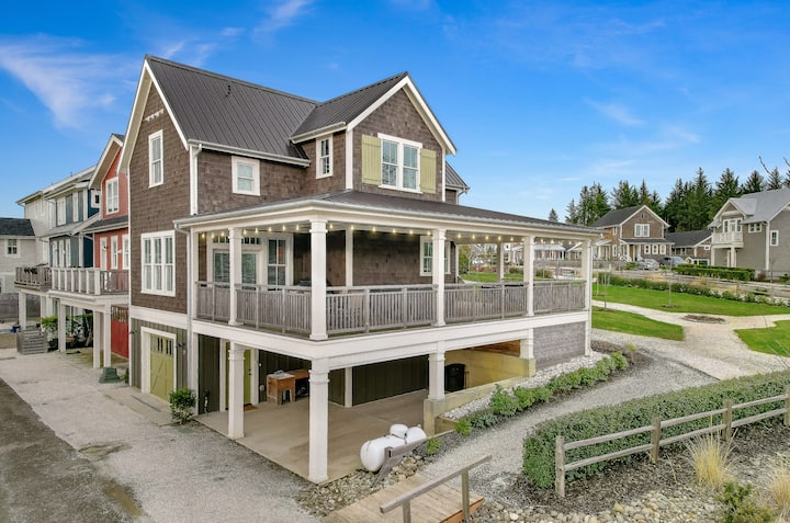 Seabrook's The Beach Pine: Dog Friendly! - Moclips, WA