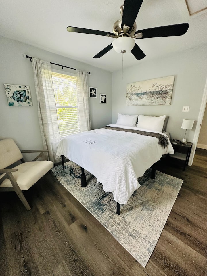 Historic Carriage House Apt-guest Favorite! - Lakeland, FL