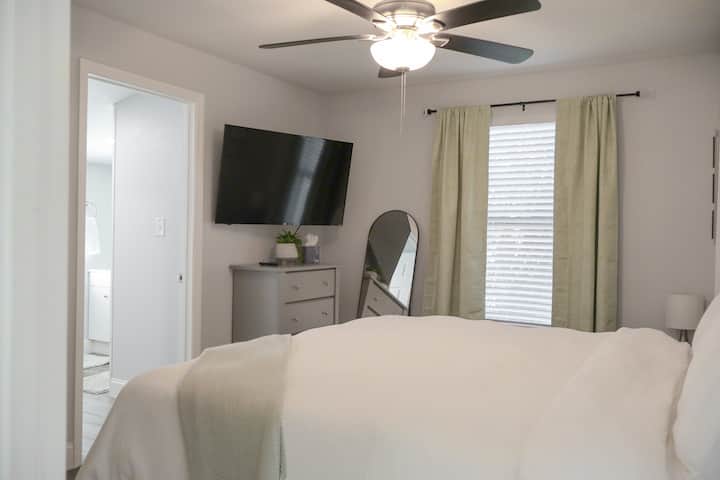 Historic Carriage House-min To Spring Training! - Lakeland, FL