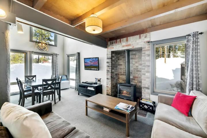 Northwoods Oasis Getaway - Truckee, CA
