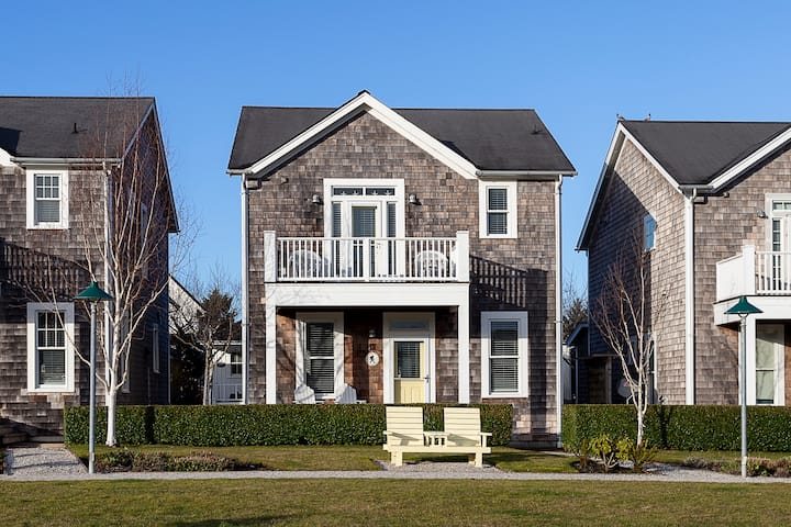 Bigfoot: Dog-friendly, Hot Tub, Steps To Park - Copalis Beach, WA