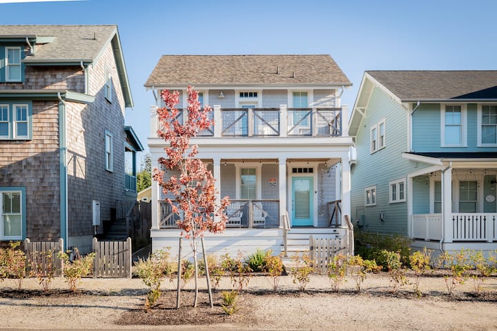 Seabrook's Good Day Getaway In The Farm District! - Moclips, WA