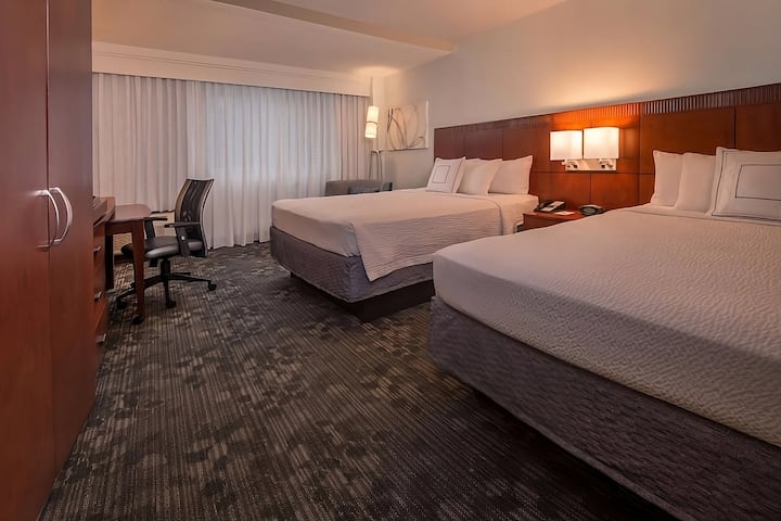 Pleasant Stay! 2 Pet-friendly Unit, Onsite Parking - Washington, DC
