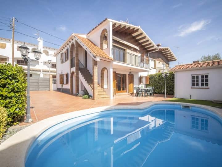 R145 Villa 2 Apartamentos Independientes En Roda - Creixell