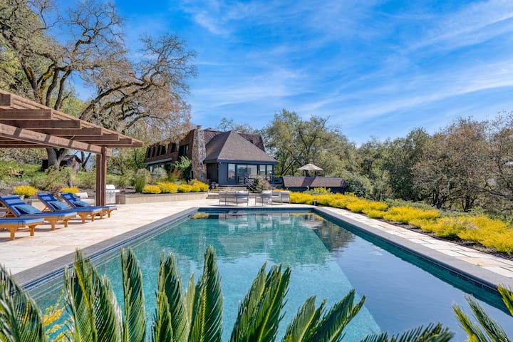 Malvasia By Avantstay | Luxe Wine Country Retreat - Rohnert Park, CA