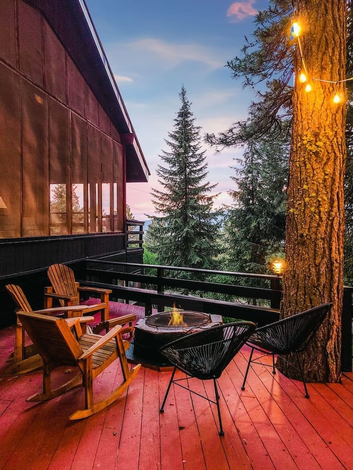 Beautiful Vintage Decorated Cabin With Hot Tub - Cascade, ID