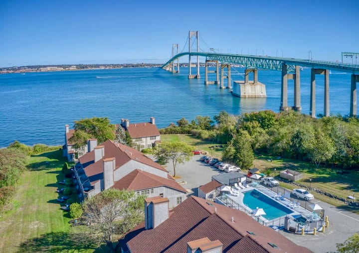 Rhode Island Beachfront Vacation Rentals - United States | Airbnb