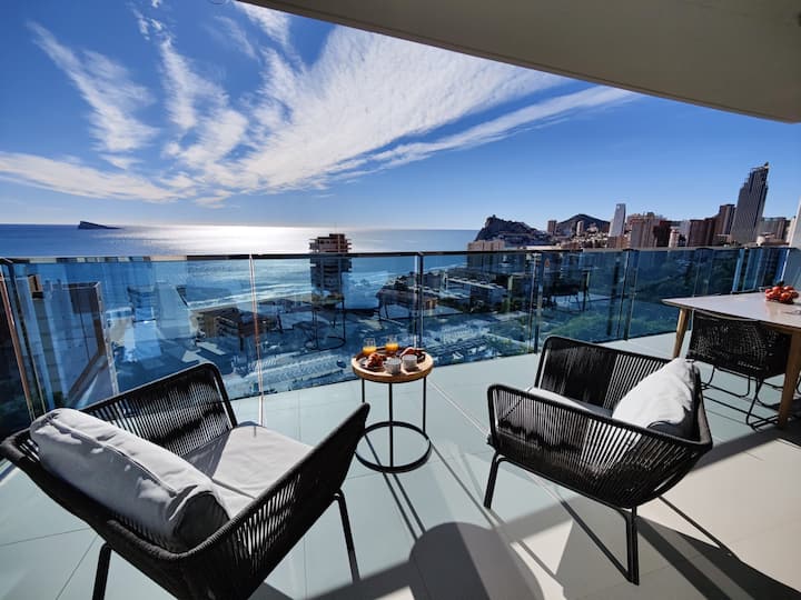Sunset Drive Superb Apartment - Benidorm