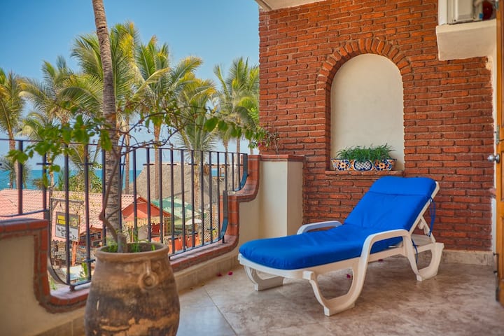 Ocean View 2br Condo-balcony-beach-pool - 204 - Puerto Vallarta