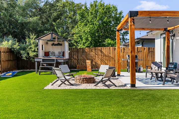 Solace In South Austin - Game Room & More! - Austin