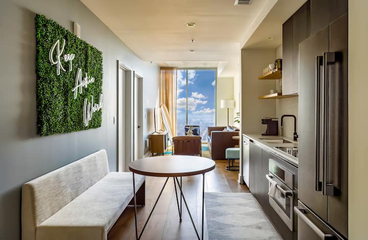 Rodeo 31 By Avantstay | Luxury Condo + Views/pool - 奧斯汀