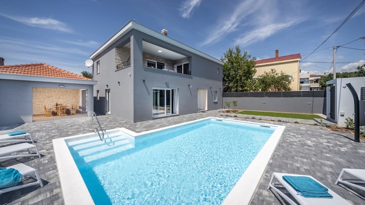 Villa Danica By Villas Guide - 자다르