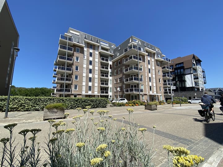 Seaside, Cosy Holiday Flat, Boulevard View, 607 - Cadzand
