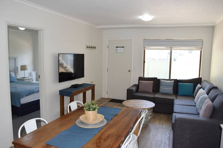 Dunbar Court Unit 3 - South West Rocks - South West Rocks