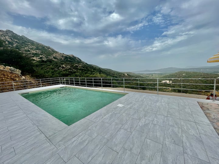 Villa Fiori Con Piscina By Wonderful Italy - Arzachena