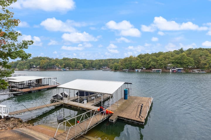 Lake Life: Amazing Weekday Specials! Great Cove! - Lake Ozark, MO