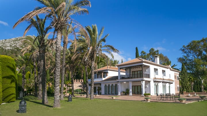 Cubo's Mountain Bayview Luxury Villa - Comares