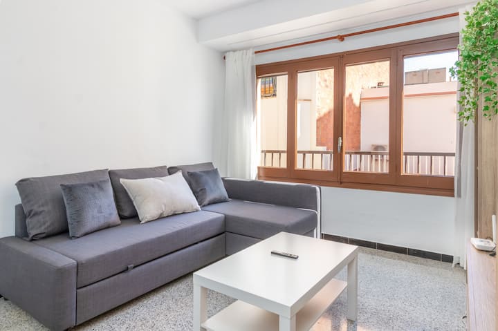 Can Lopits - La Escala