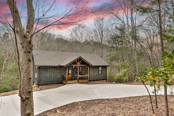 Creekside Hideaway | Ellijay, Ga - Ellijay, GA