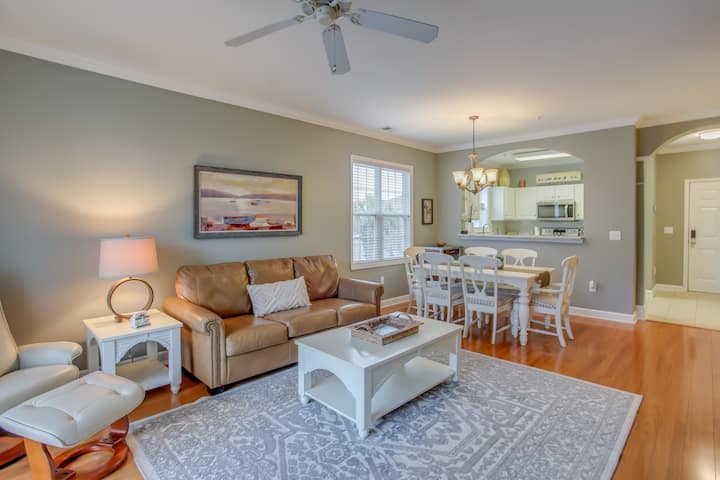 Golf Resort Condo W/ Pool In North Myrtle Beach! - North Myrtle Beach, SC