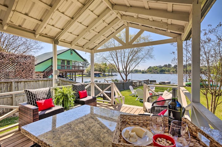 On-site Lake Conroe Access - Updated Cabin Rental - Lake Conroe, TX
