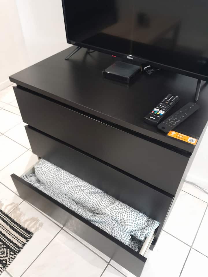 Charmant Studio «&nbsp;L’arnon&nbsp;» Rdc Issoudun- Wifi - Issoudun