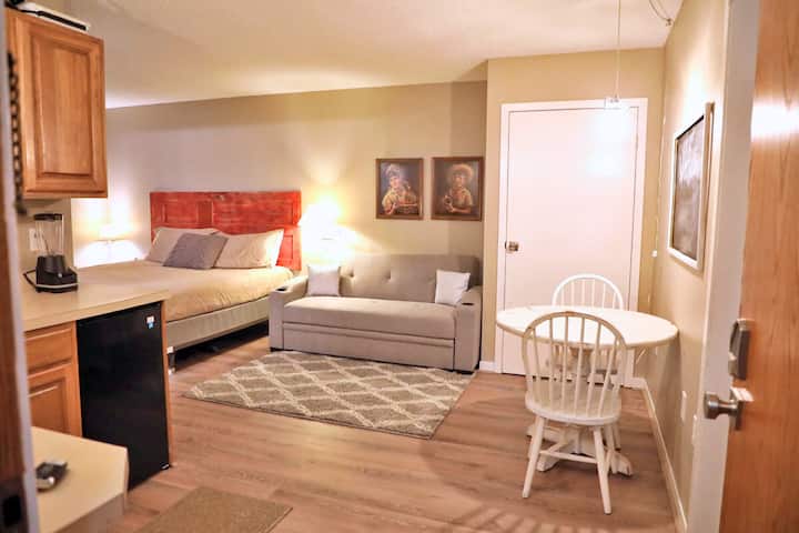 Shanty Creek | 2bd 2ba Adjoining Rooms | Ski-golf - Mancelona