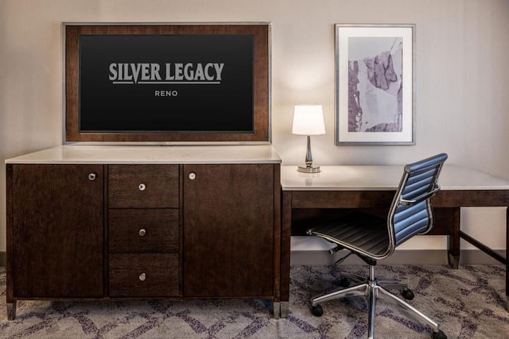 King Room - 1 Bed - Reno, NV